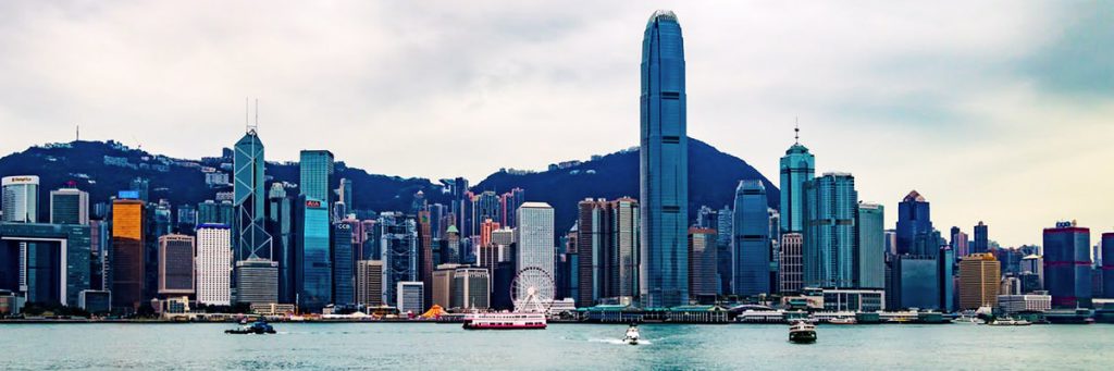 Hong Kong Layover Guide (HKG): Things to Do, Tours, Airport Guide
