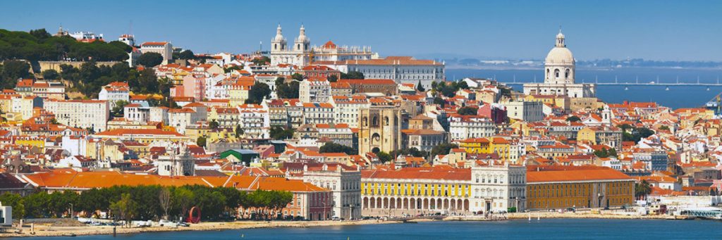 Lisbon Layover Guide (LIS): Things to Do, Tours, Airport Guide